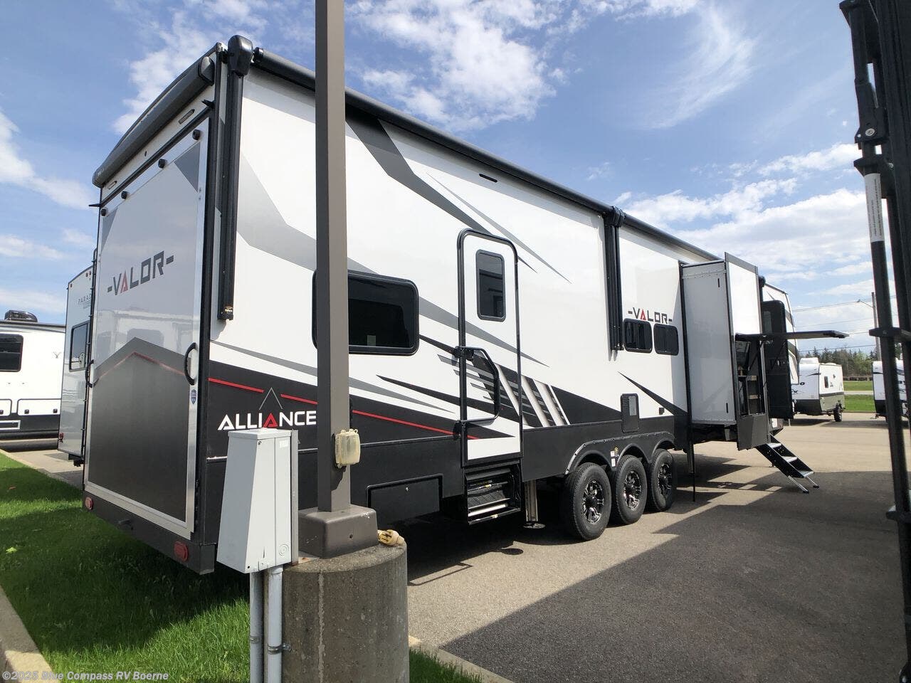 2023 Alliance RV Valor 40V13 RV for Sale in Boerne, TX 78006 | T79432 ...