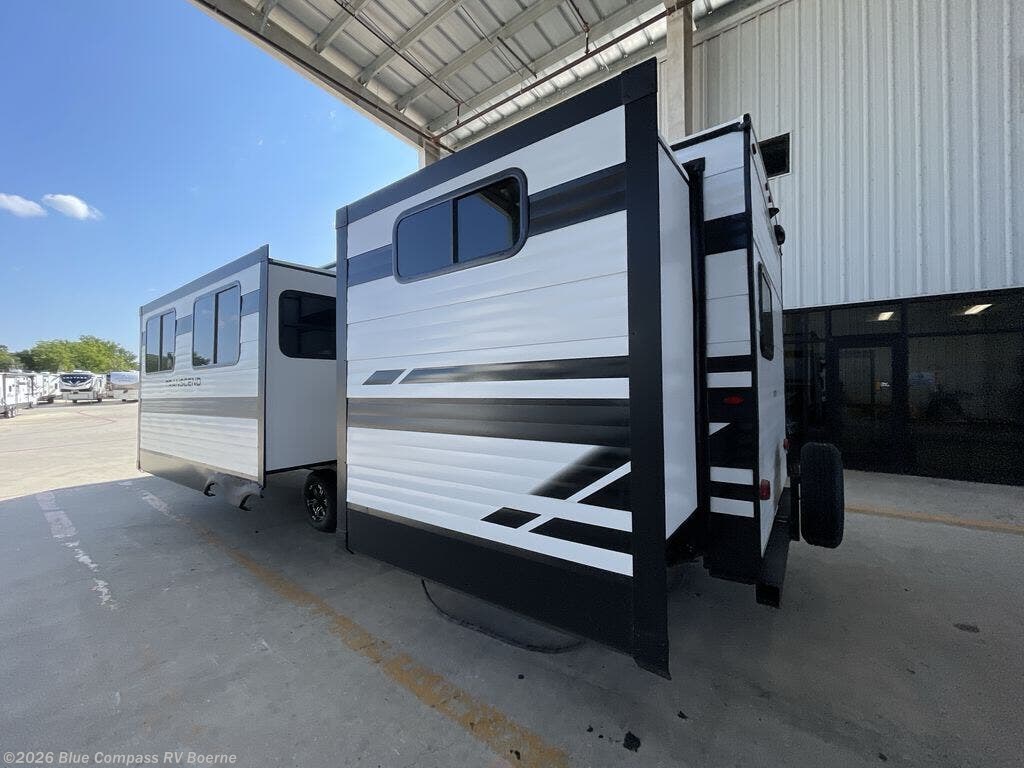 2026 Grand Design Transcend Xplor 325BHT RV for Sale in Boerne, TX 78006 | T128912 | RVUSA.com ...