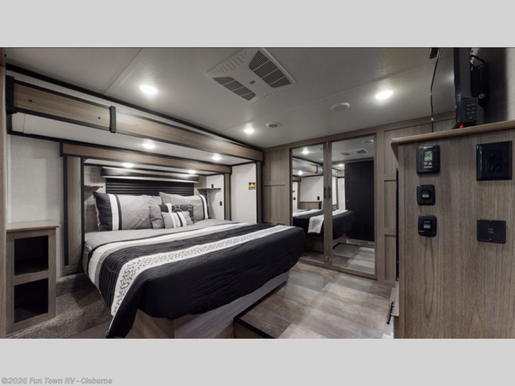 2024 CrossRoads Cameo CE3891MK RV for Sale in Cleburne, TX 76031 ...