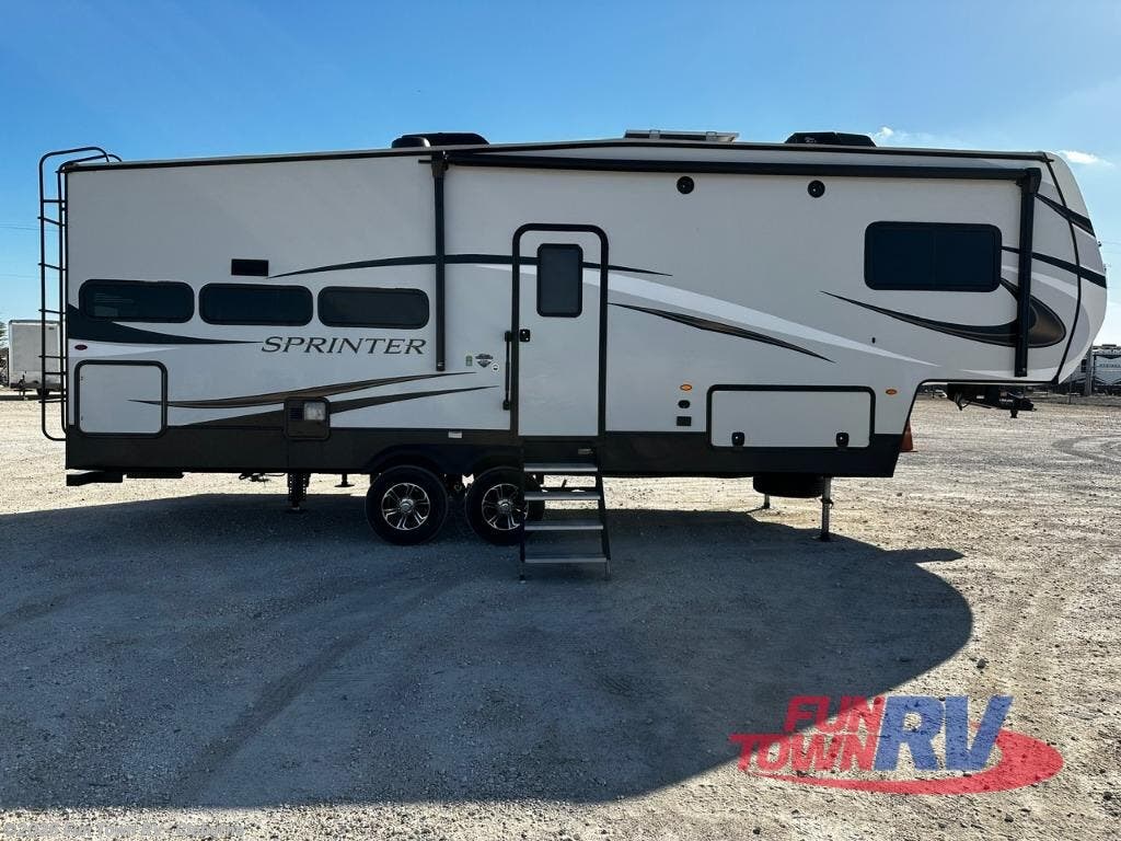 2022 Keystone Sprinter 25ML RV for Sale in Cleburne, TX 76031 | 202734A ...