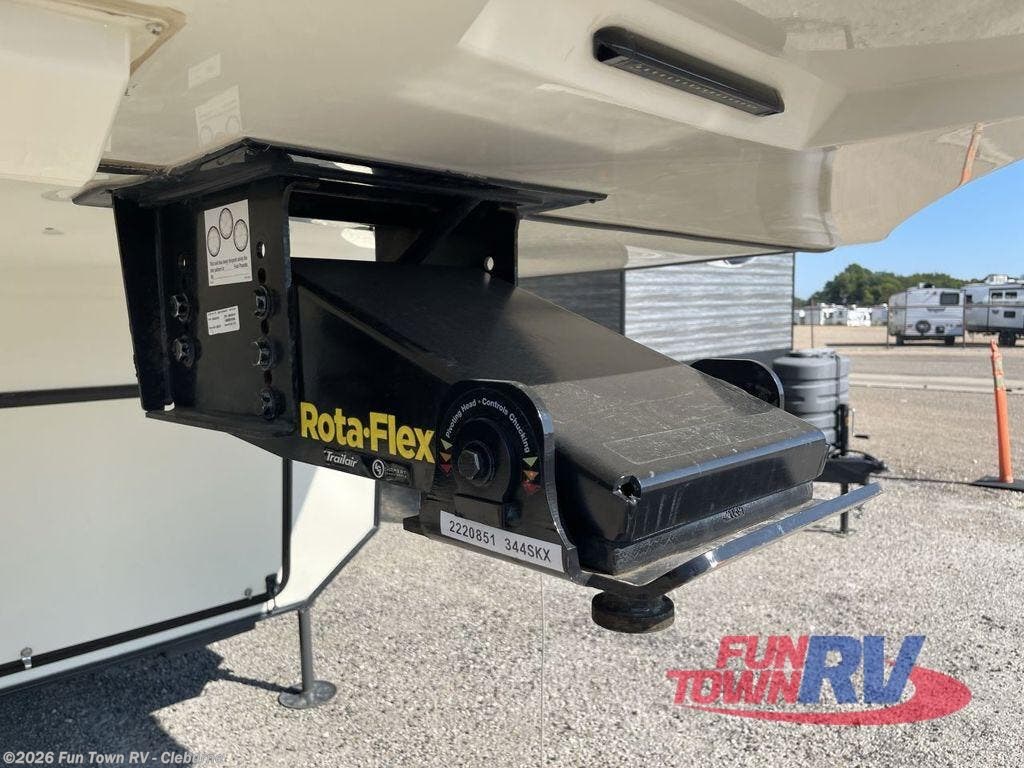 2020 Forest River Cardinal Luxury 344SKX RV for Sale in Cleburne, TX ...