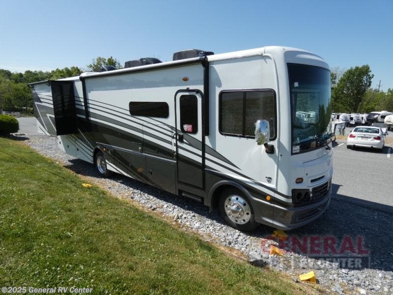 2023 Fleetwood Bounder 33C RV for Sale in Elizabethtown, PA 17022 | 285270 | RVUSA.com Classifieds