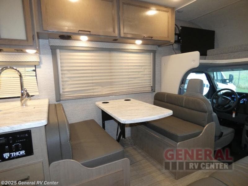 2021 Thor Motor Coach Daybreak 26DB #295973 - For Sale in Wixom, MI