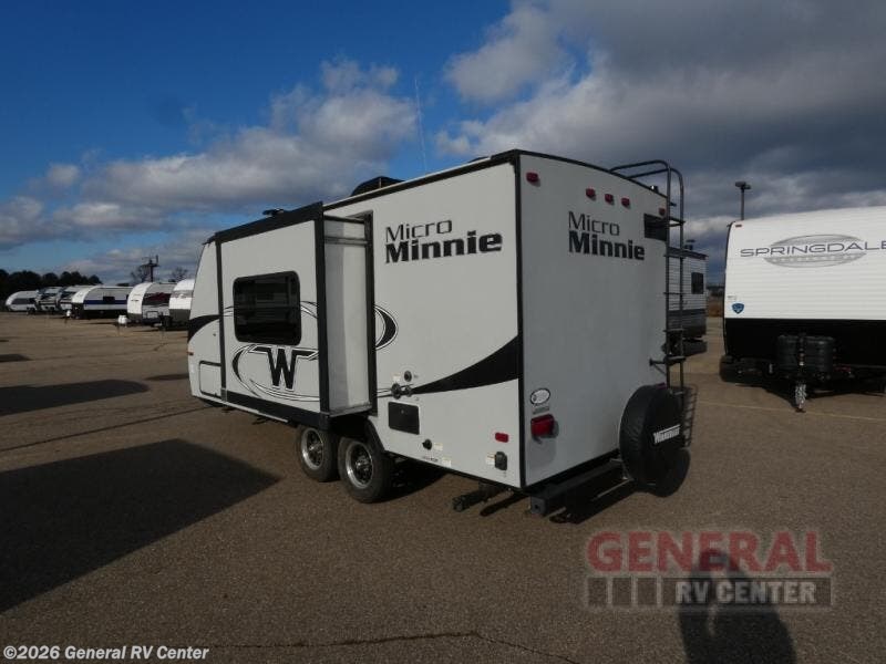 2018 Winnebago Micro Minnie 2106DS RV for Sale in Birch Run, MI 48415 ...