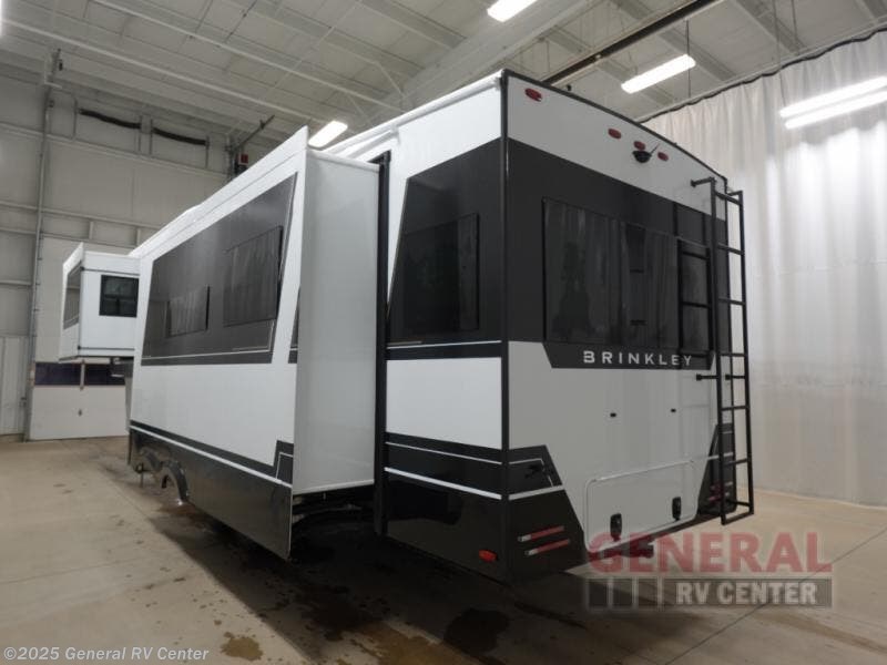 2025 Brinkley RV Model Z 3100 RV for Sale in Birch Run, MI 48415 | 323991 | RVUSA.com Classifieds