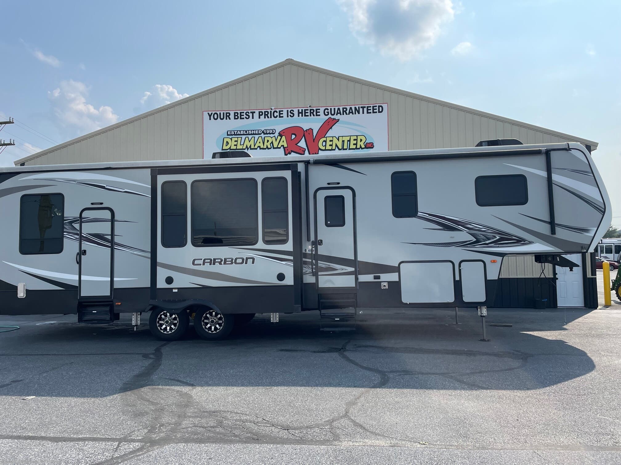 2017 Keystone Carbon 364