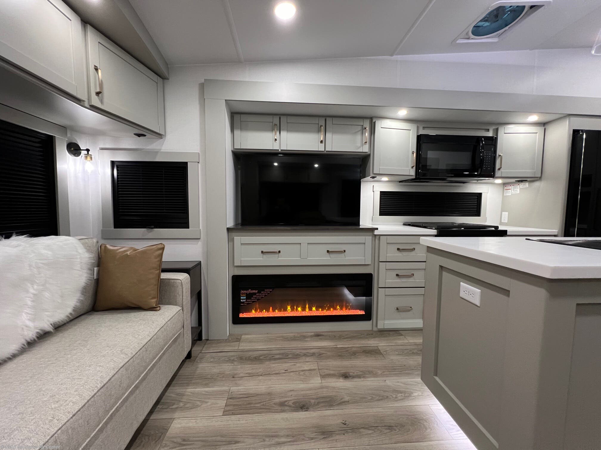 2025 Brinkley RV Model Z 3100