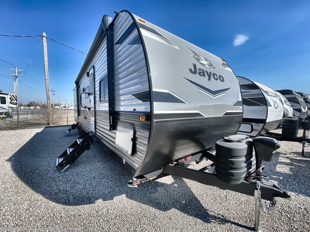 2024 Jayco Jay Flight 324BDS RV for Sale in Great Bend, KS 67530 | T82027 | RVUSA.com Classifieds