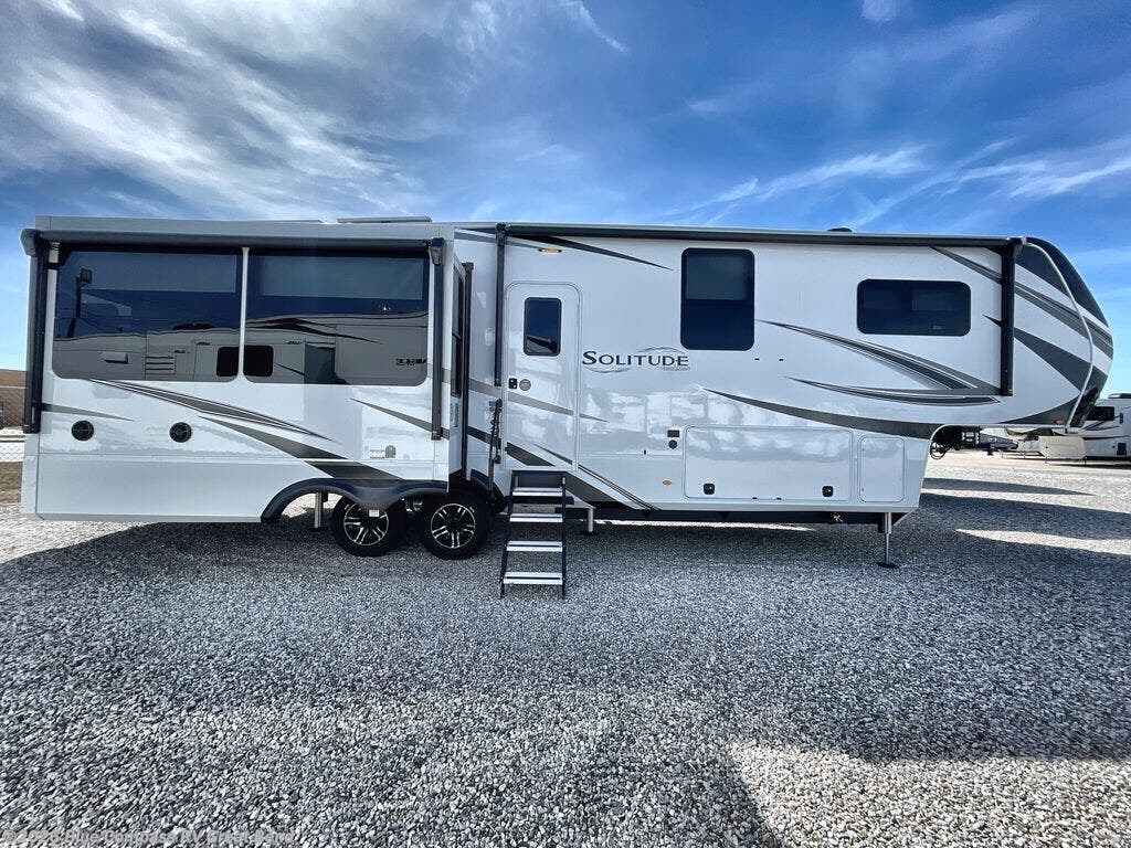 2024 Grand Design Solitude 370DV RV for Sale in Great Bend, KS 67530 ...