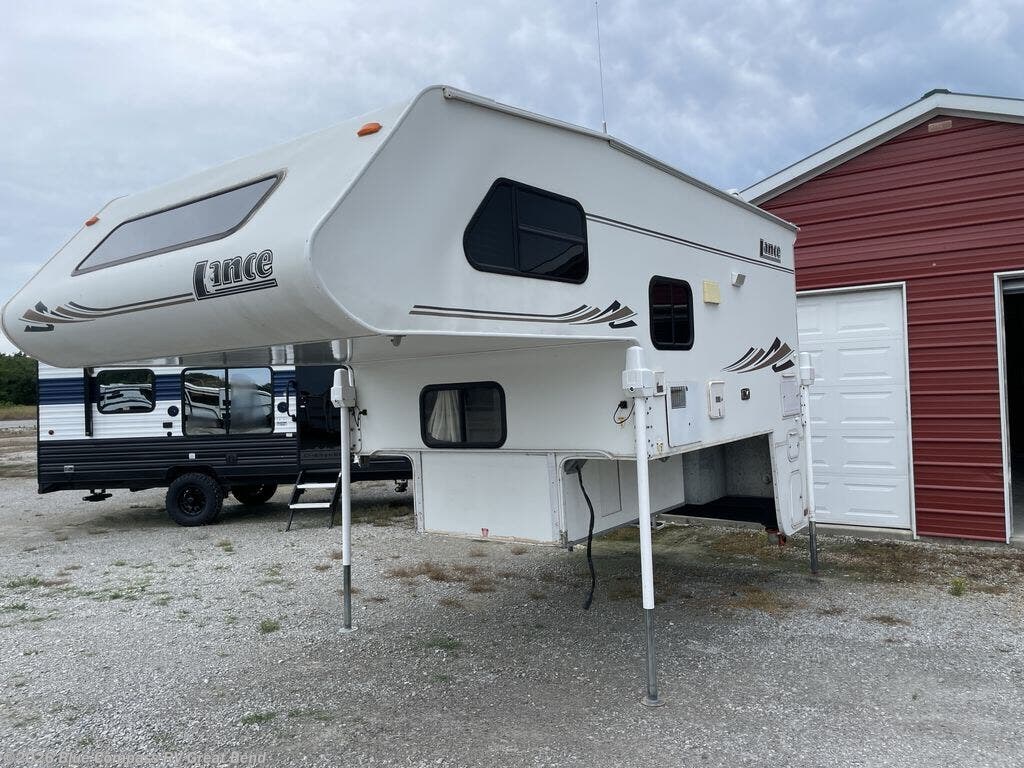 2005 Lance Lance 820 Lance RV for Sale in Great Bend, KS 67530 ...