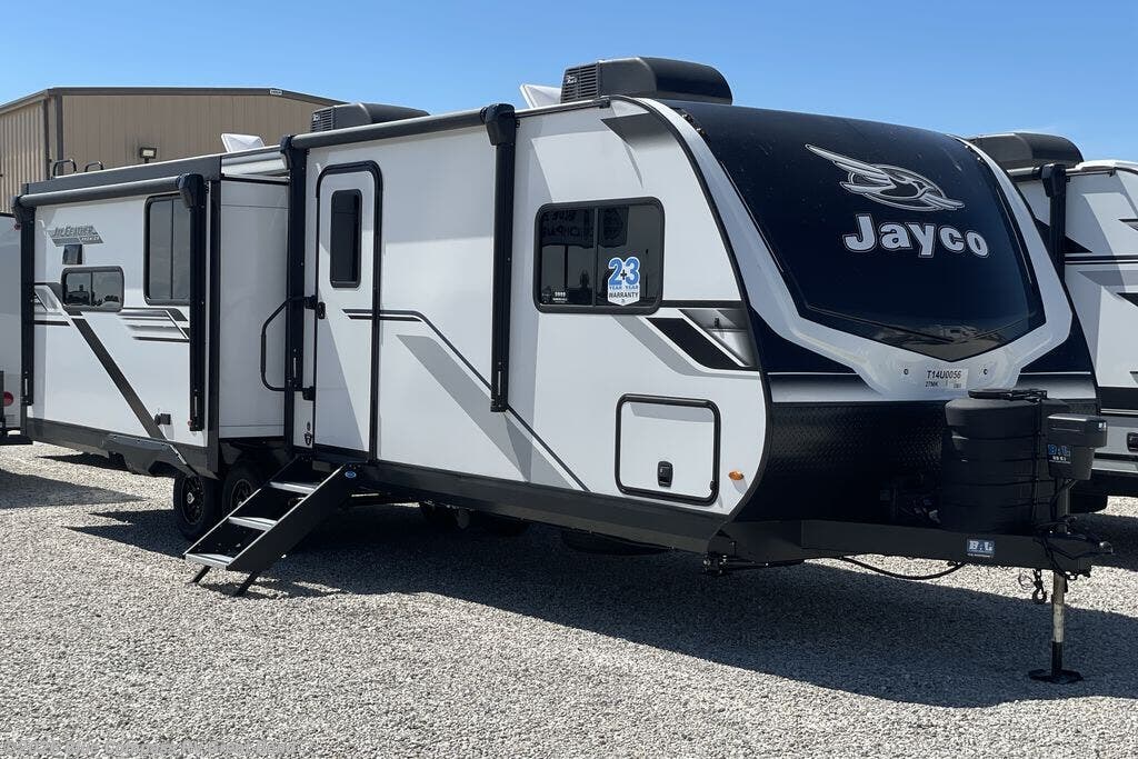 2026 Jayco Jay Feather 27MK RV for Sale in Great Bend, KS 67530 | T121562 | RVUSA.com Classifieds