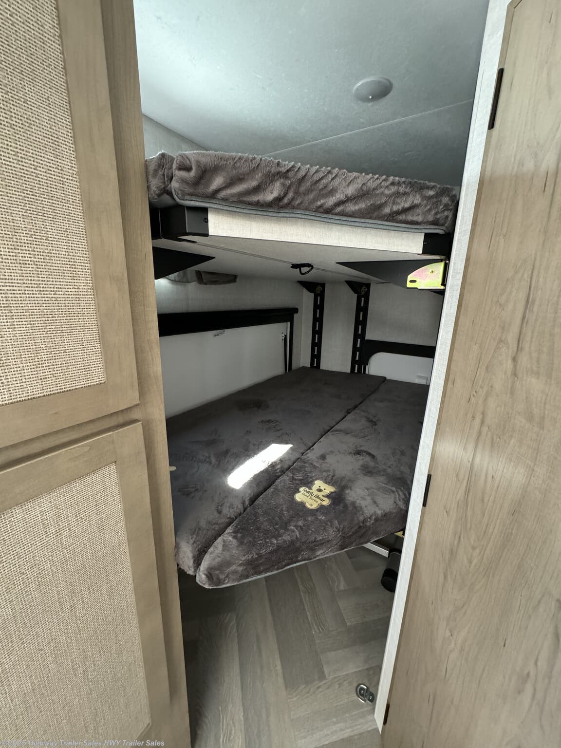 2024 Ember RV E-Series 22ETS