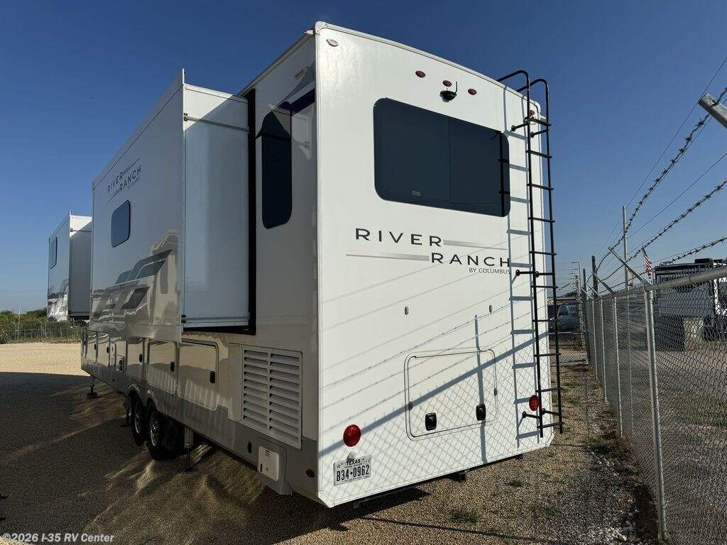 2021 Palomino River Ranch Luxury 390RL RV for Sale in Denton, TX 76207 ...