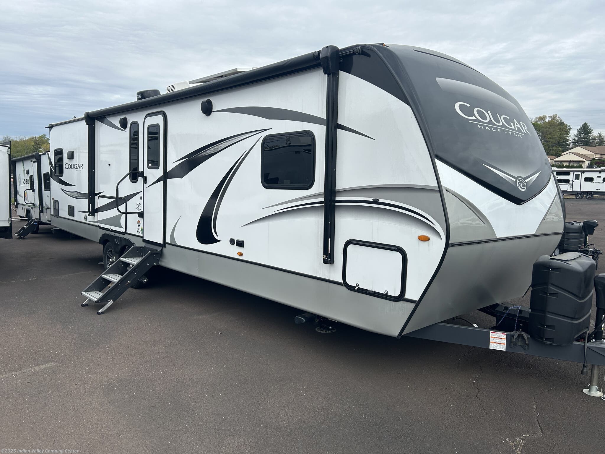 2022 Keystone Cougar Half-Ton East 30RKD