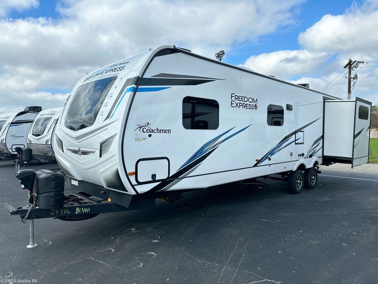 2023 Coachmen Freedom Express Liberty Edition 326BHDSLE RV for Sale in ...