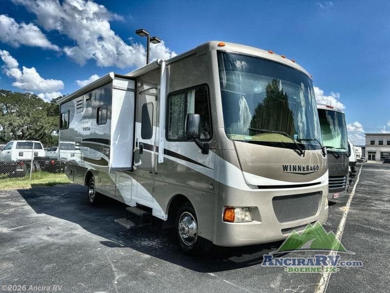 2014 Winnebago Vista 27N RV for Sale in Boerne, TX 78006-9250 | BD102A ...
