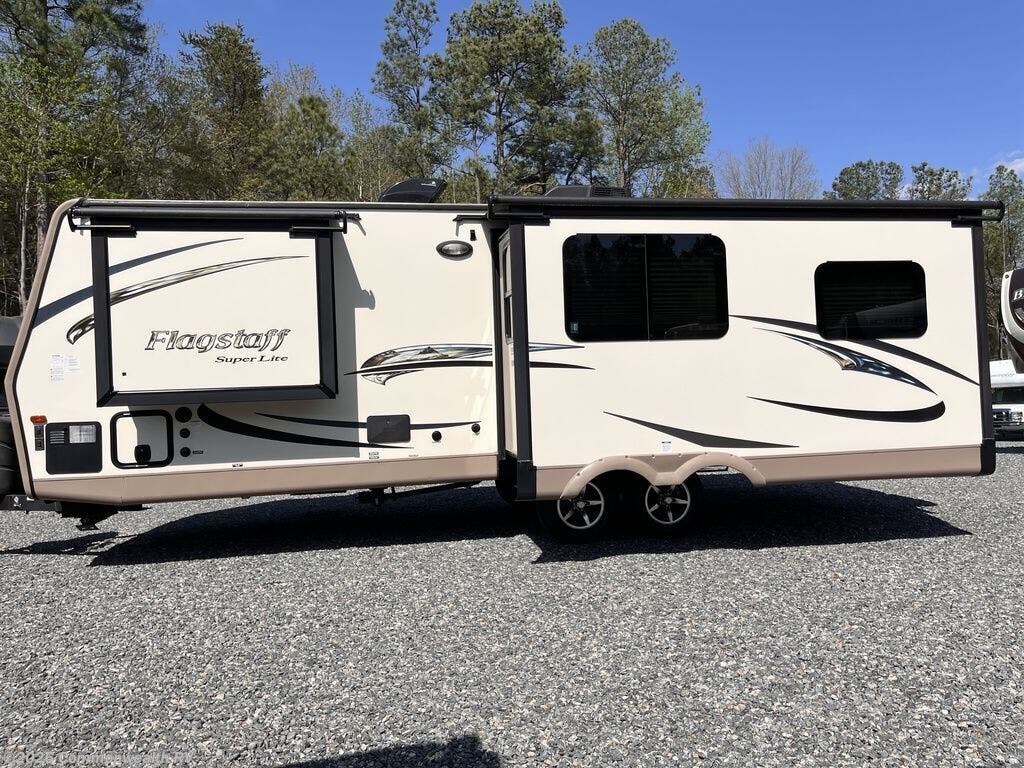 2017 Forest River Flagstaff Super Lite 26RLWS RV for Sale in Ashland ...