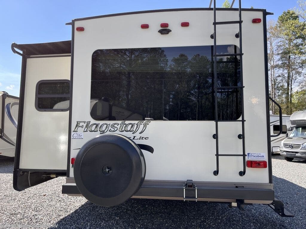 2017 Forest River Flagstaff Super Lite 26RLWS RV for Sale in Ashland ...