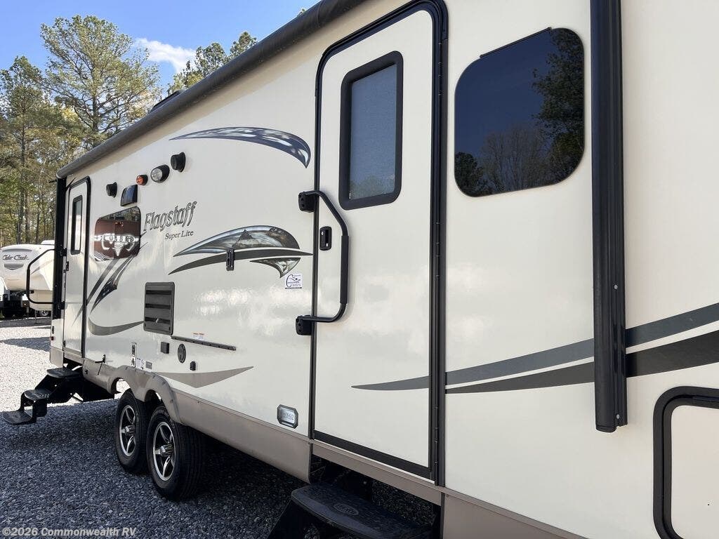 2017 Forest River Flagstaff Super Lite 26RLWS RV for Sale in Ashland ...