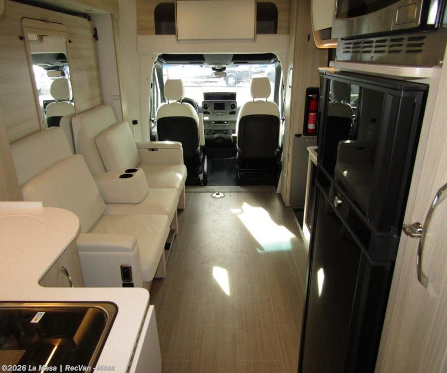 2022 Leisure Travel Unity 24MB RV for Sale in Mesa, AZ 85215 | VP197084 ...