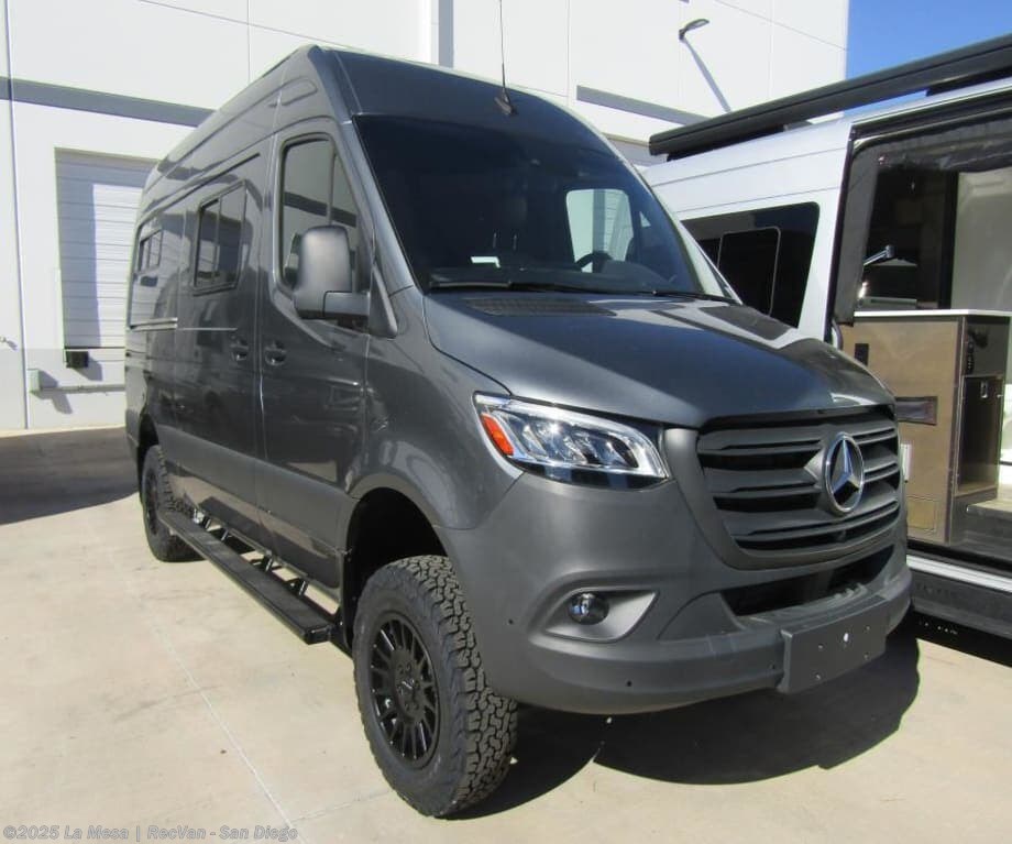 2025 Winnebago Adventure Wagon BMH44M-VANUP RV for Sale in San Diego ...