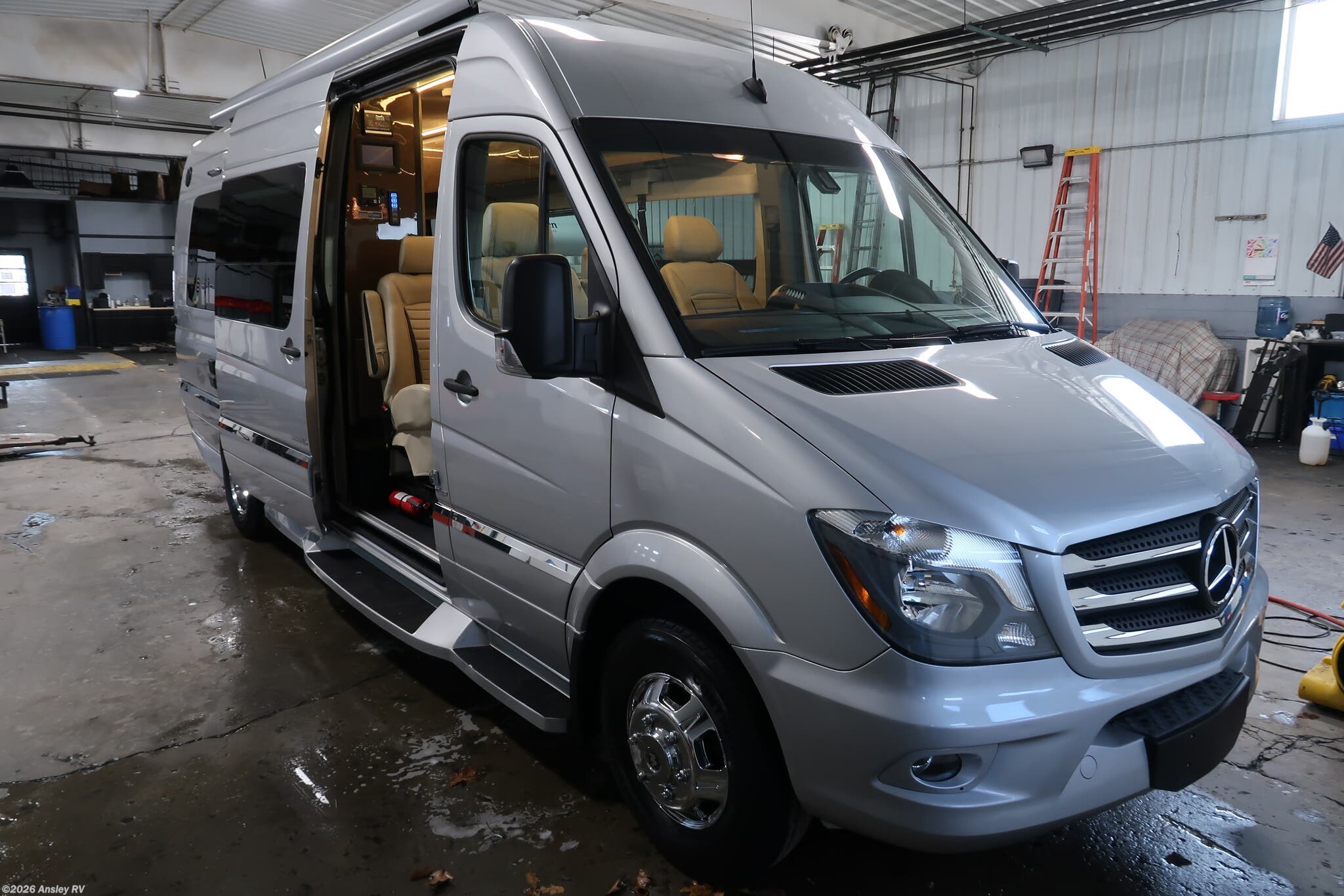 2017 Winnebago Era 70X