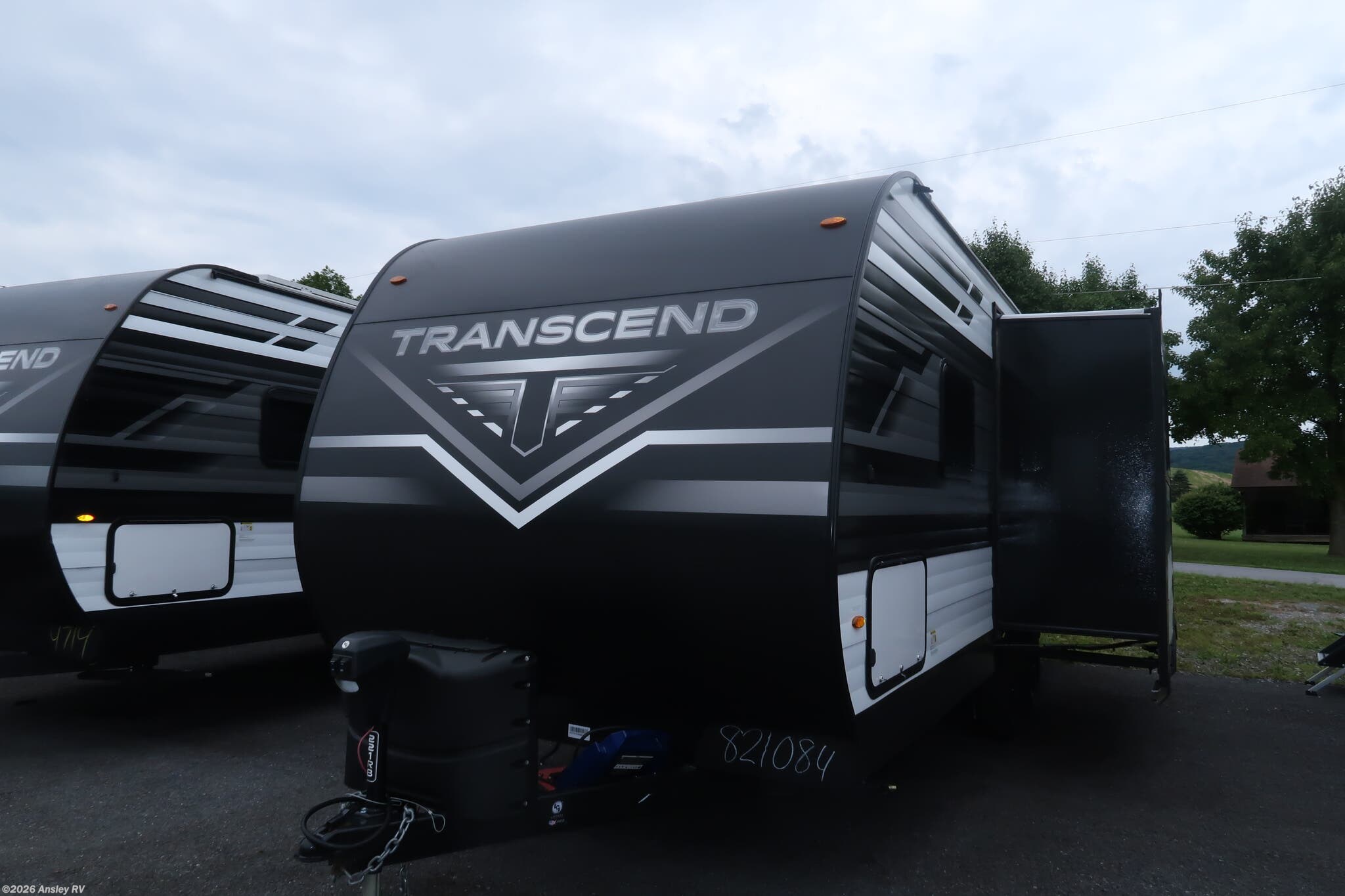 2022 Grand Design Transcend Xplor 221RB