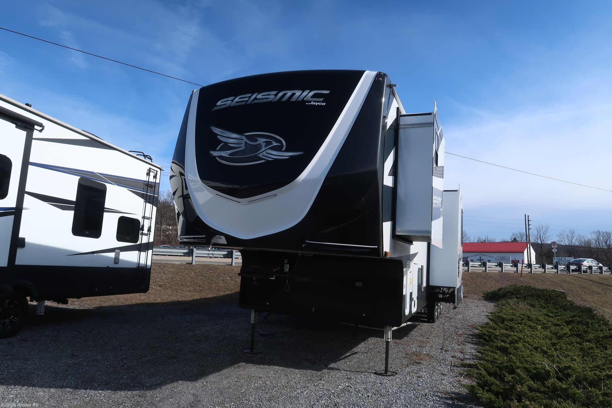 2023 Jayco Seismic 395