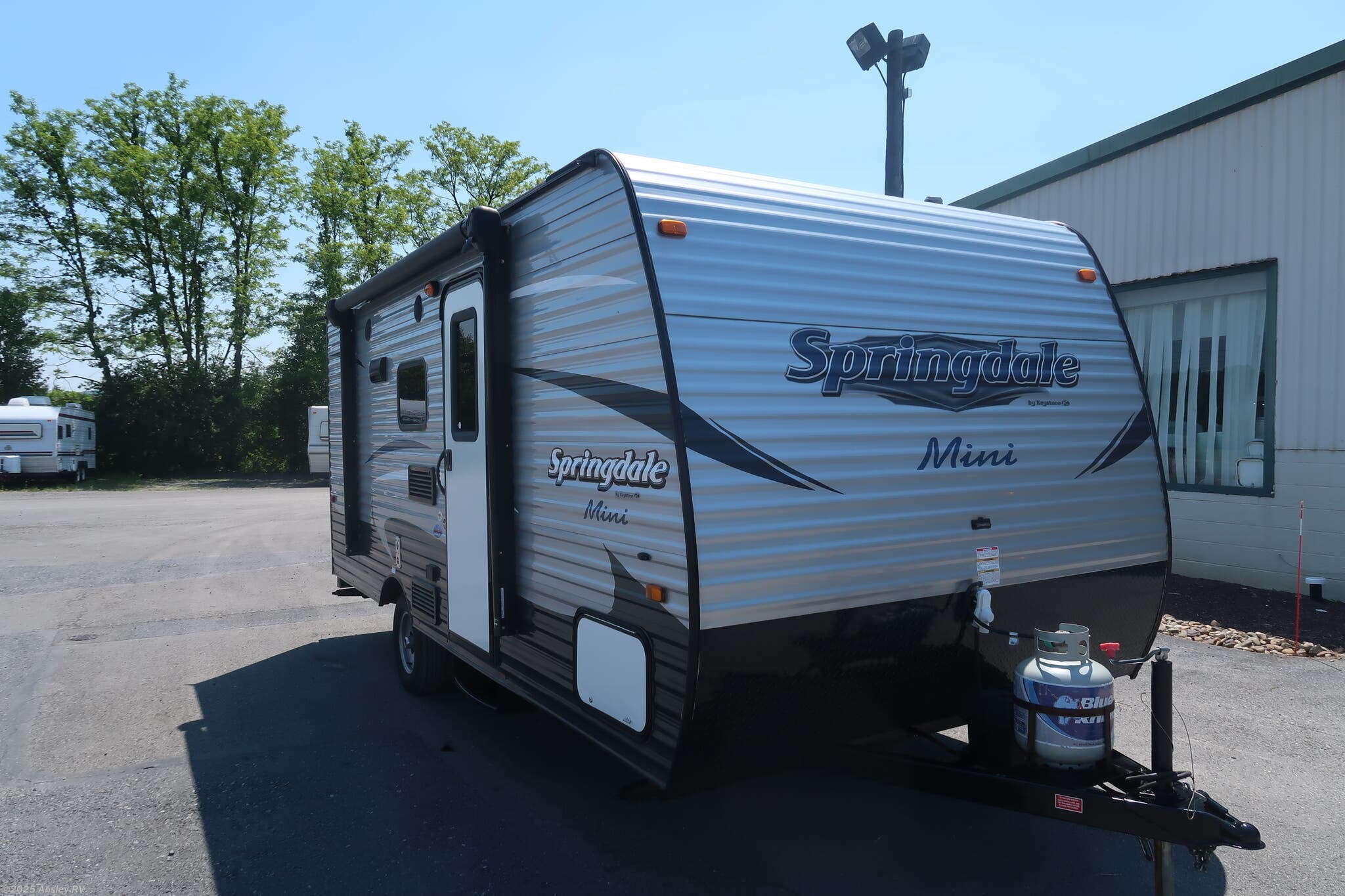 2018 Keystone Springdale Summerland Mini 1800BH