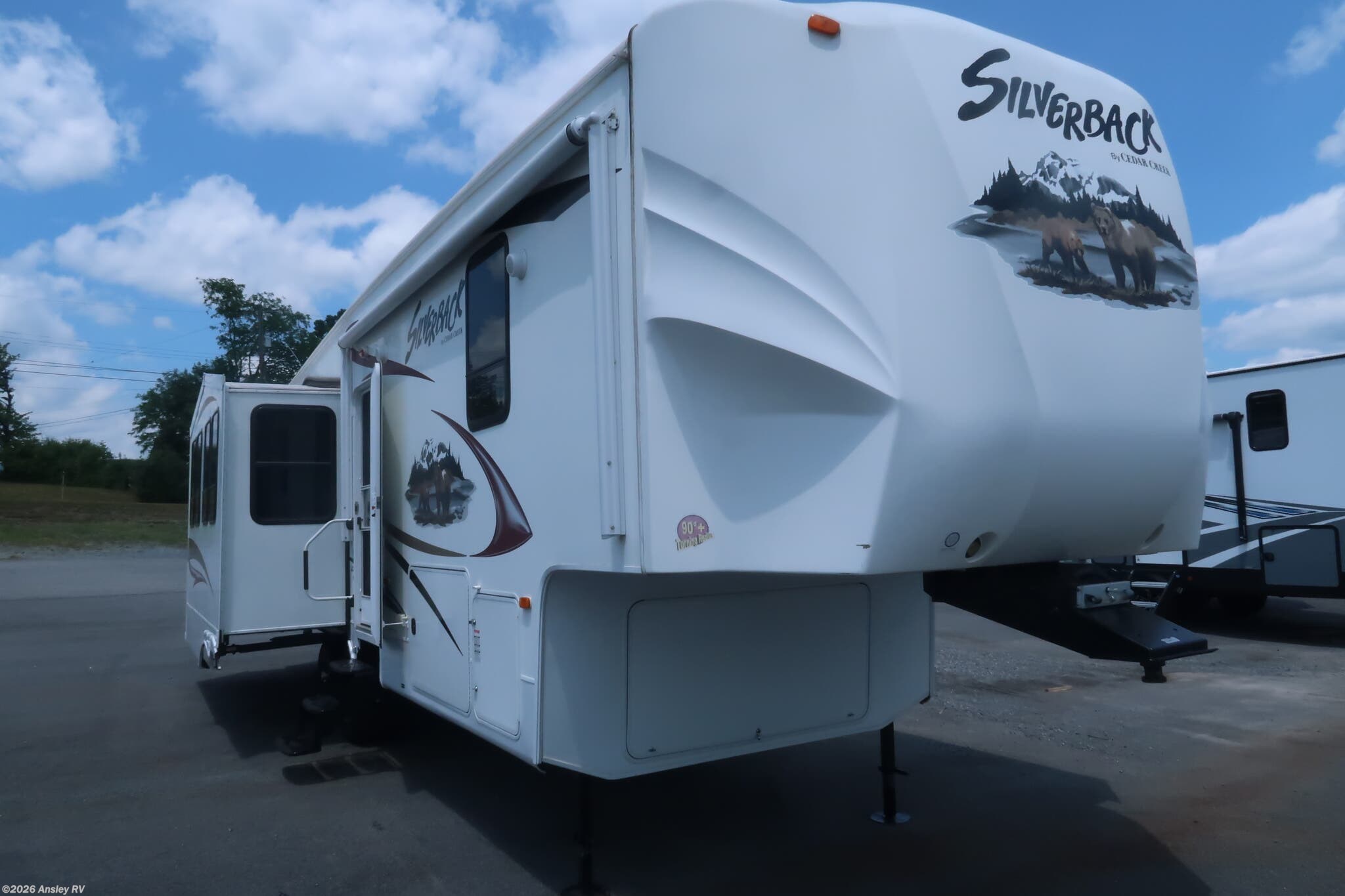 2012 Forest River Cedar Creek Silverback 29RE