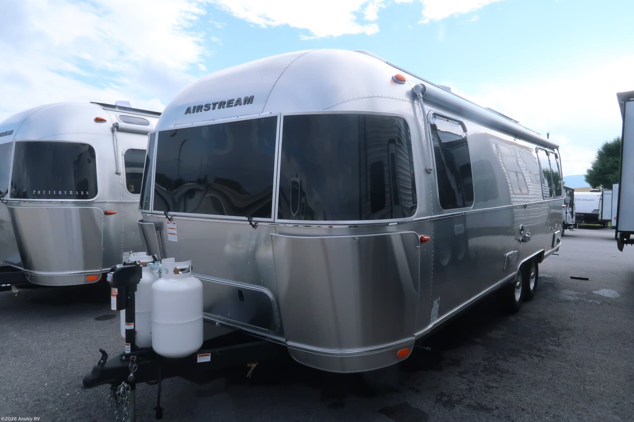 2023 Airstream Globetrotter 27FB