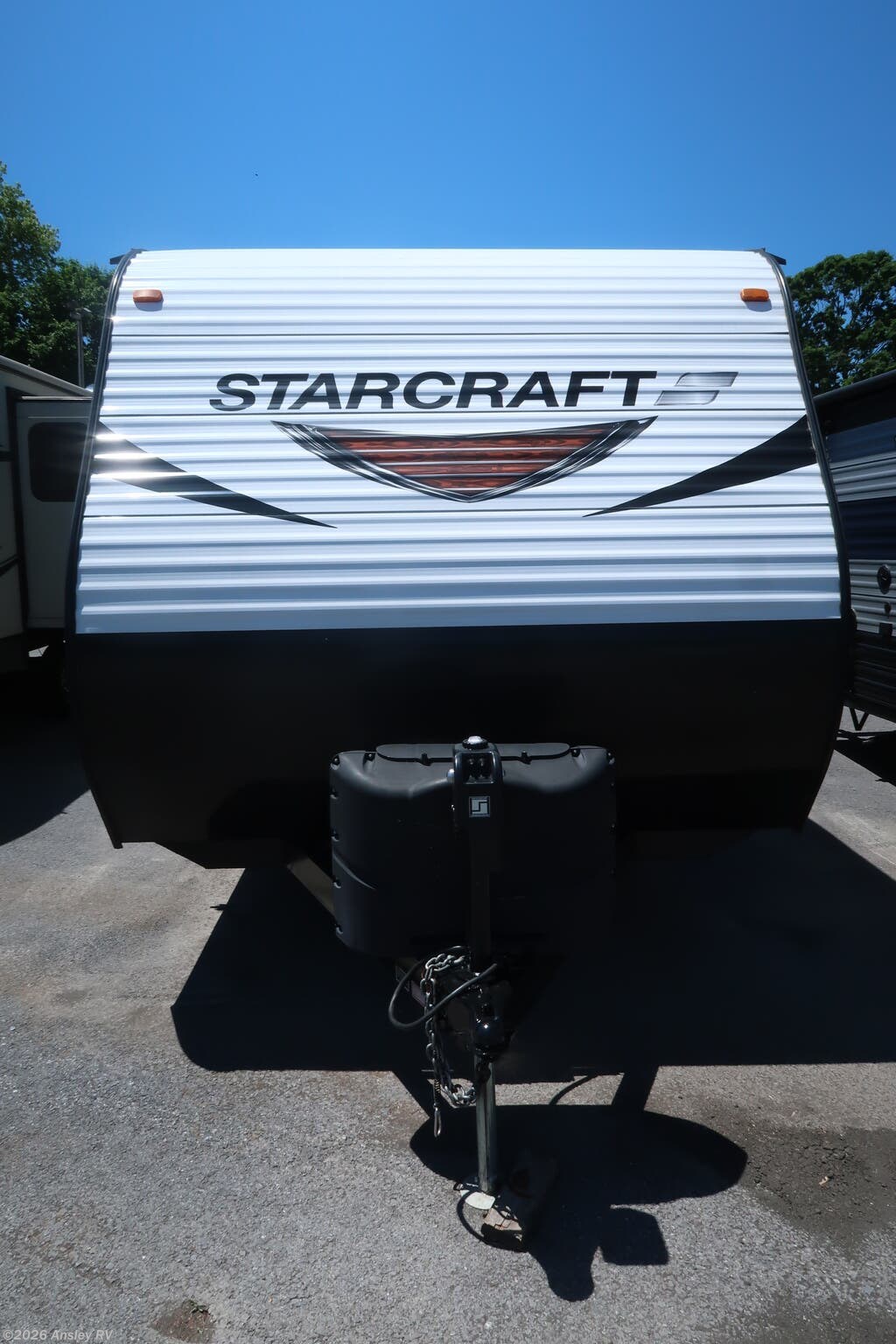 2018 Starcraft Autumn Ridge Outfitter 23FB