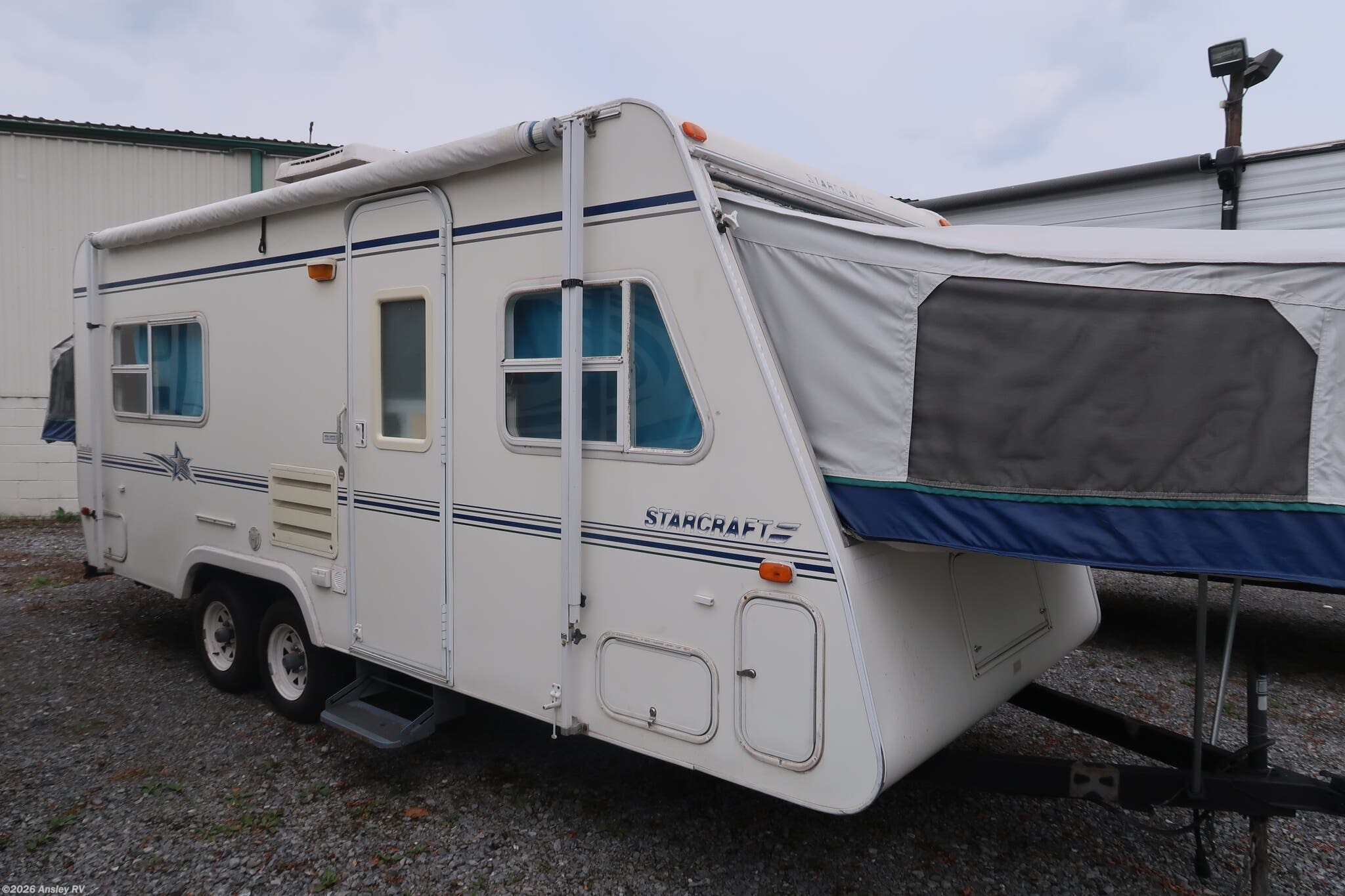 2000 Starcraft Travel Star Expandable 21CK
