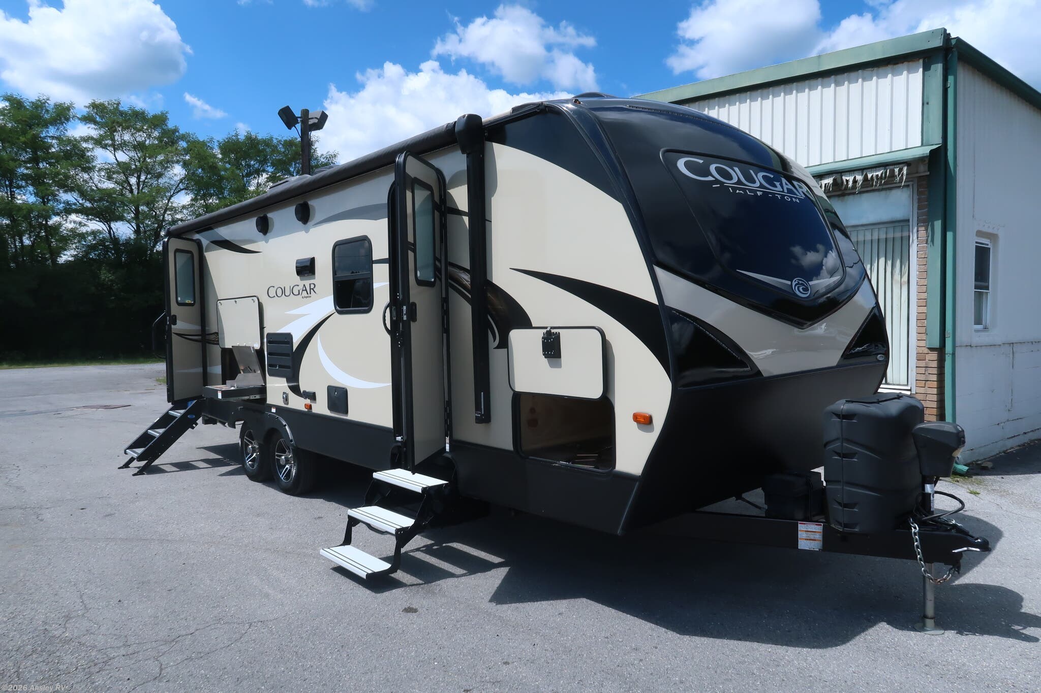 2019 Keystone Cougar Half-Ton East 26RBS