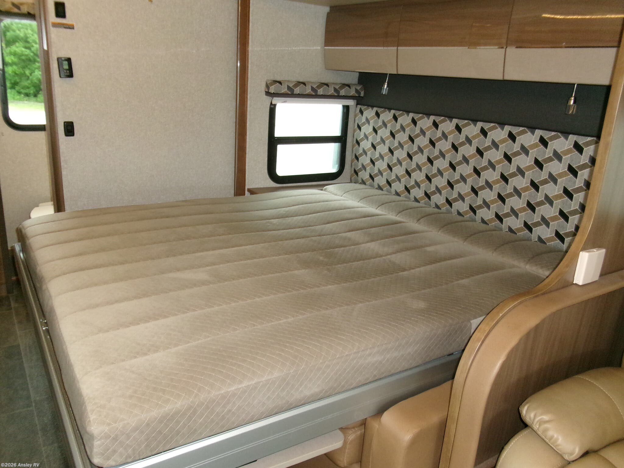 2019 Winnebago View 24D