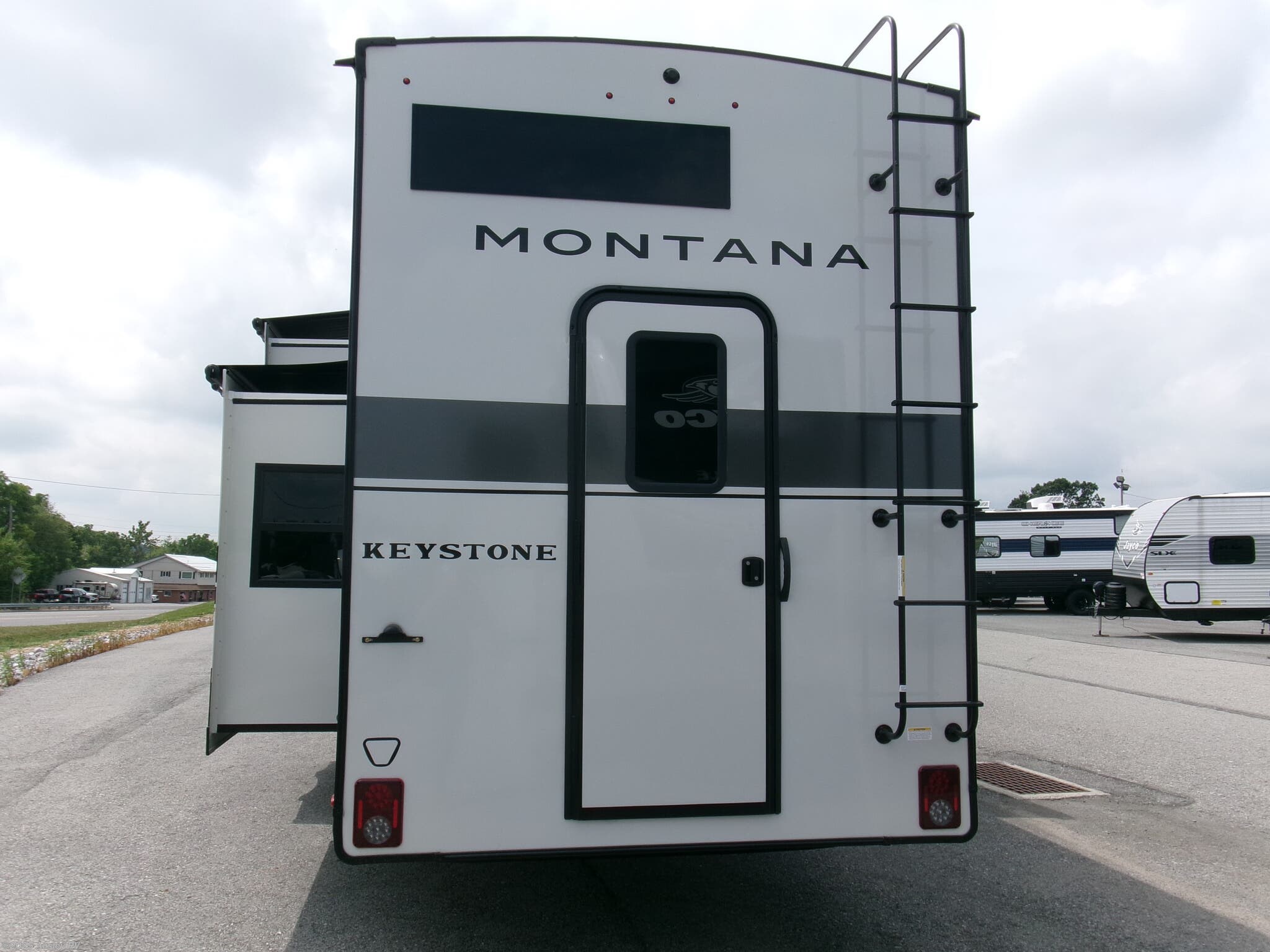 2026 Keystone Montana 3915TB RV for Sale in Duncansville, PA 16635 ...