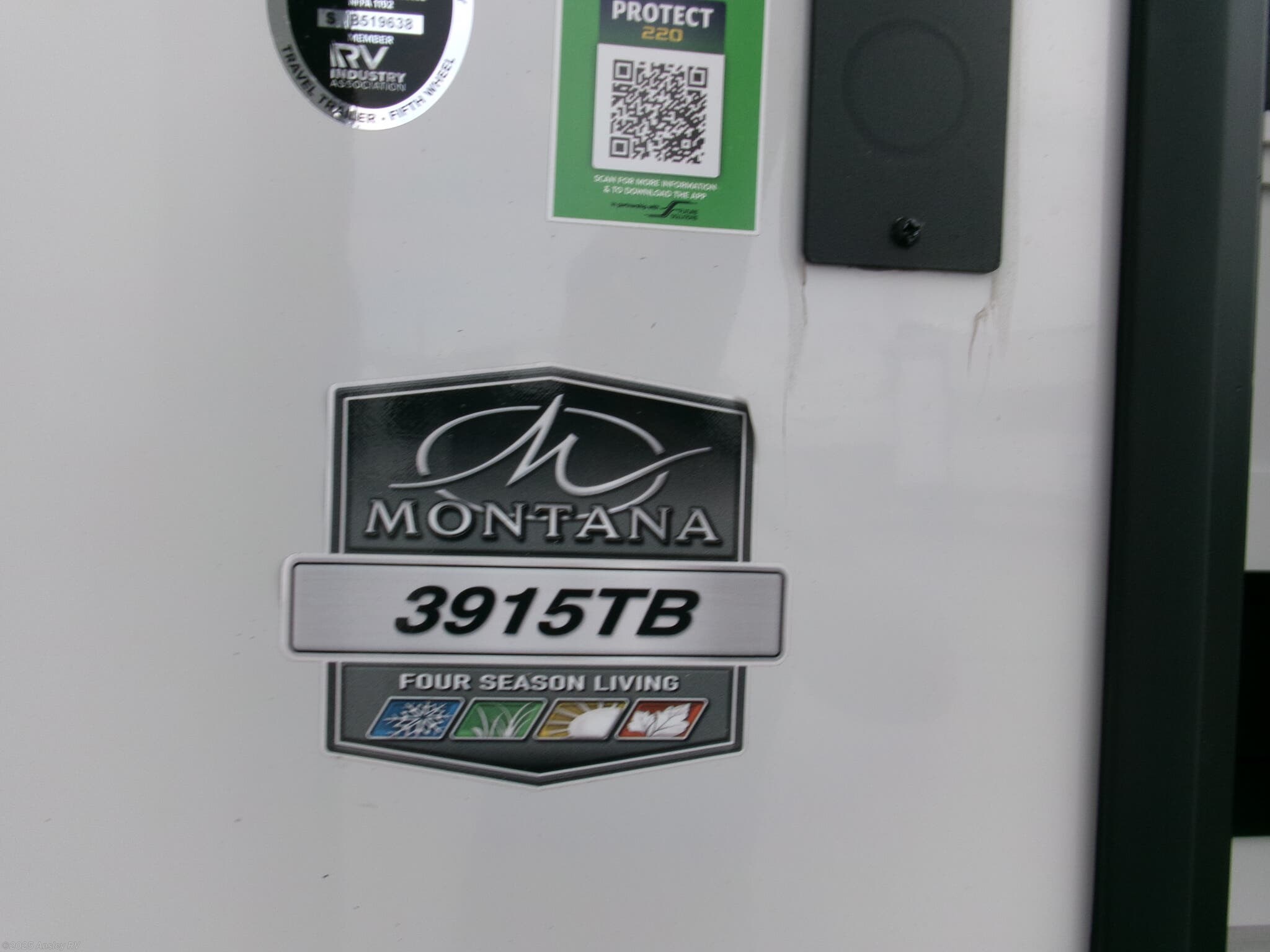 2026 Keystone Montana 3915TB RV for Sale in Duncansville, PA 16635 ...