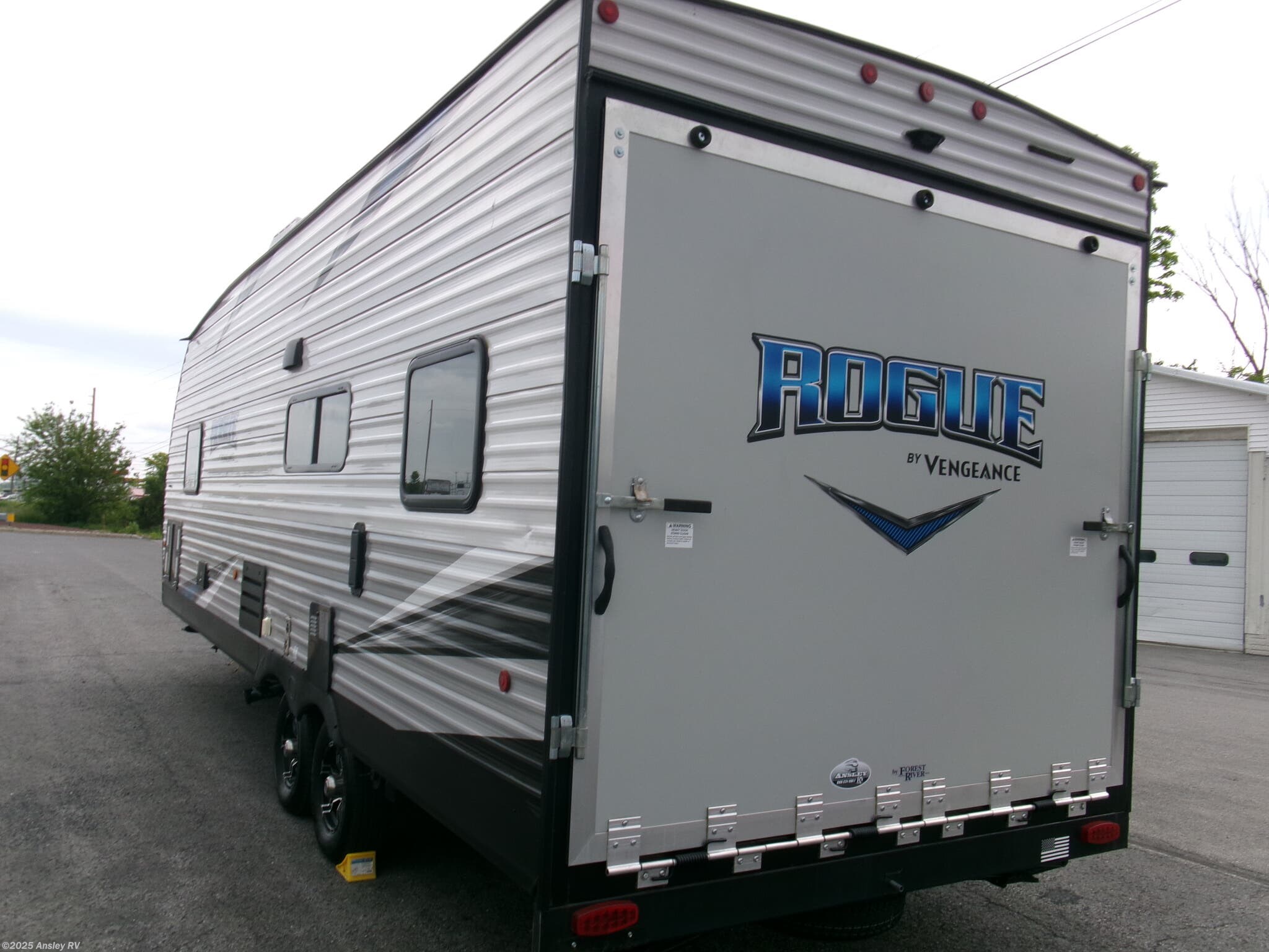 2019 Forest River Vengeance Rogue 25V RV for Sale in Duncansville, PA ...