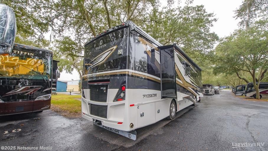 2023 Tiffin Phaeton 37 BH RV for Sale in Seffner, FL 33584 | 21121515 ...