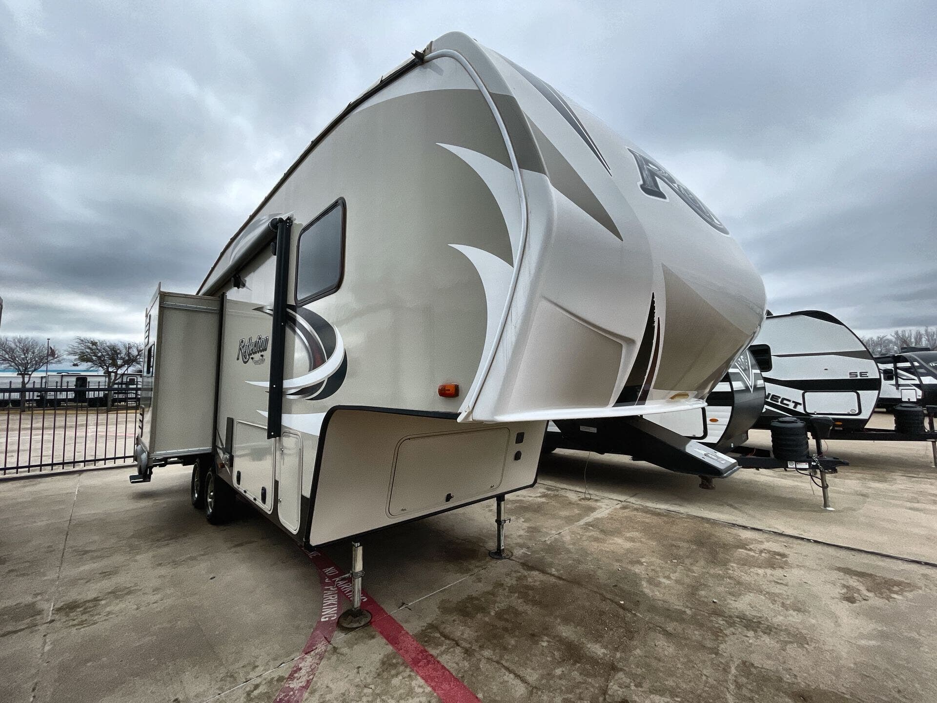 2017 Grand Design Reflection 26RL