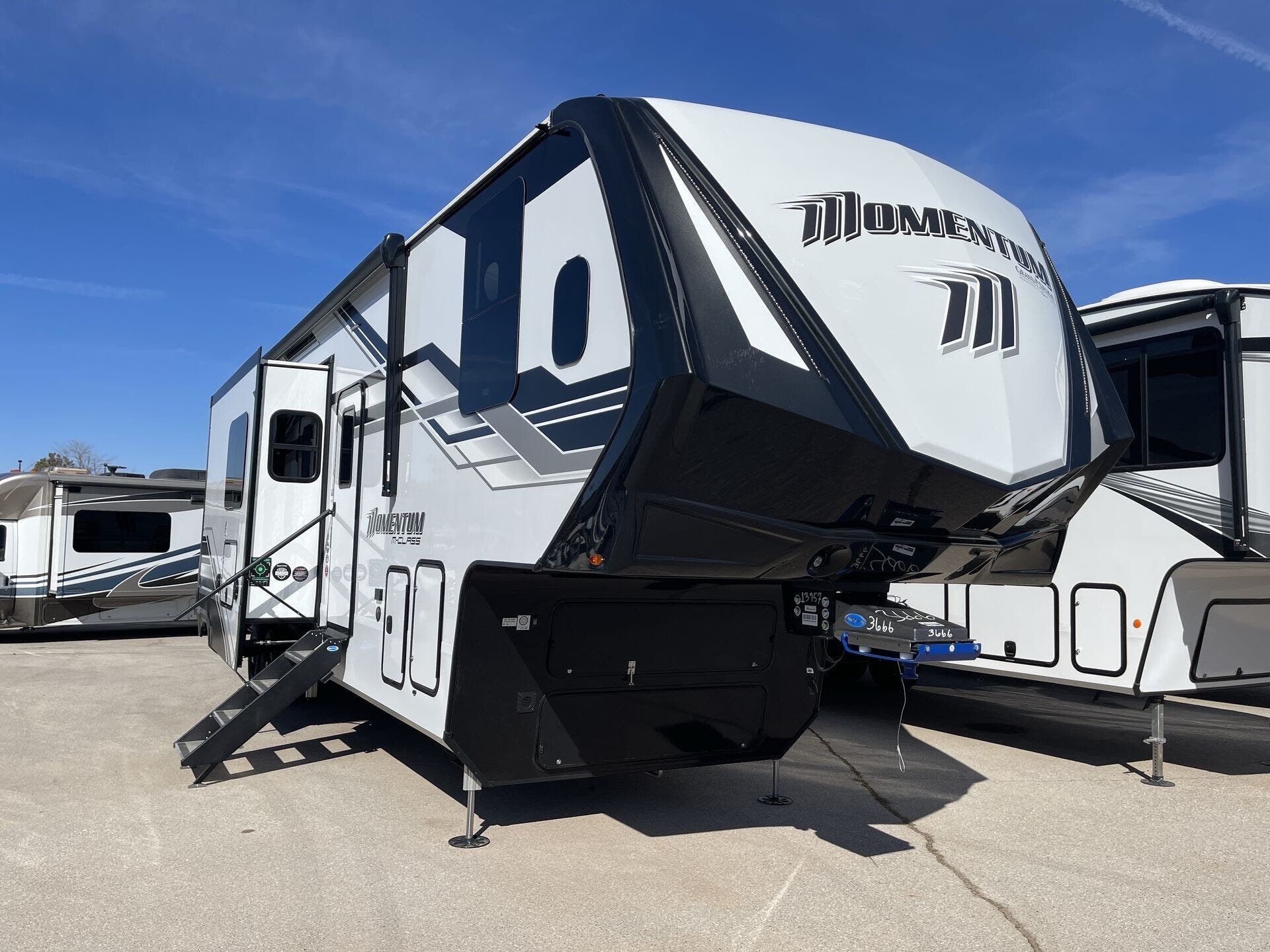 2025 Grand Design Momentum 344M