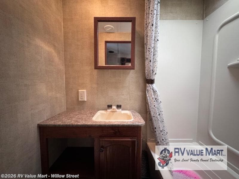 2013 Keystone Hideout 26RLS RV for Sale in Willow Street, PA 17584 ...