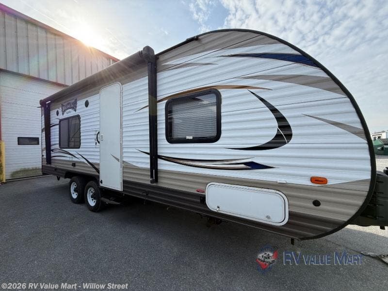 2018 Forest River Wildwood X-Lite 241QBXL RV for Sale in Willow Street ...