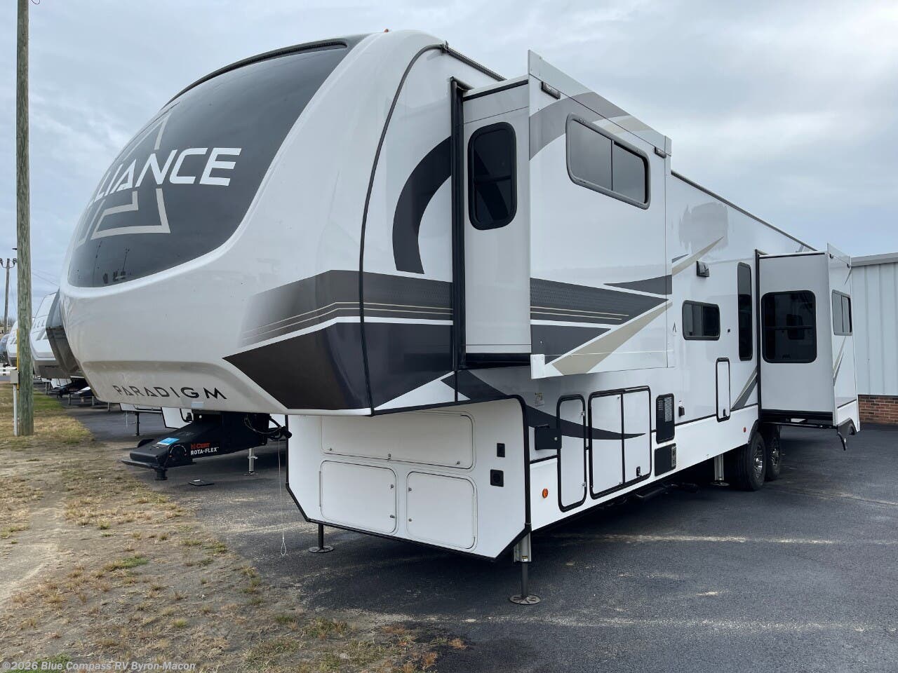 2024 Alliance RV Paradigm 395DS RV for Sale in Byron, GA 31008 | T80359 ...