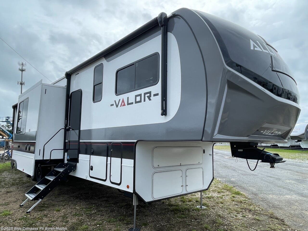 2025 Alliance RV Valor 44V14 RV for Sale in Byron, GA 31008 | T92389 ...