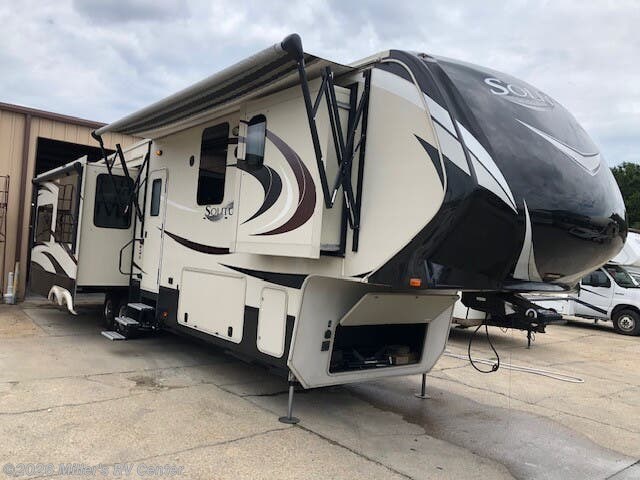 2016 Grand Design Solitude 384GK RV for Sale in Baton Rouge, LA 70815 ...