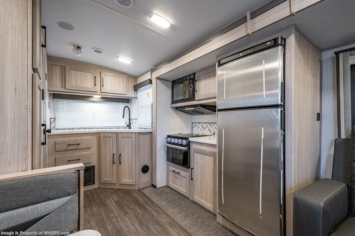 2022 Thor Motor Coach Twilight TWS 2280 #SCR40206TWS - For Sale in ...