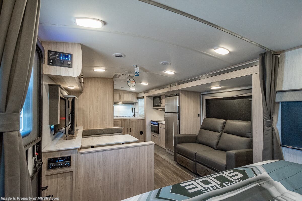 2022 Thor Motor Coach Twilight TWS 2280 #SCR40207 - For Sale in ...