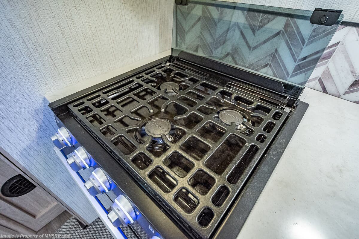 2022 Thor Motor Coach Twilight TWS 2280 #SCR40207 - For Sale in ...