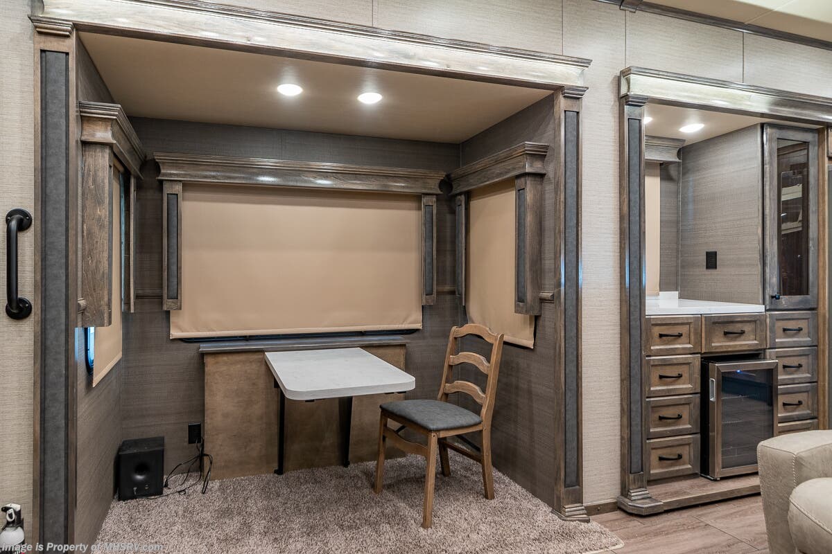 2021 Tiffin Beacon 41LKB #2746C - For Sale in Alvarado, TX